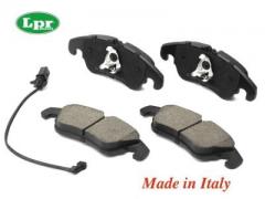 AUDI フロントブレーキパッド 4G0698151AAなら純正部品・純正パーツの輸入車パーツ販売「interspares」